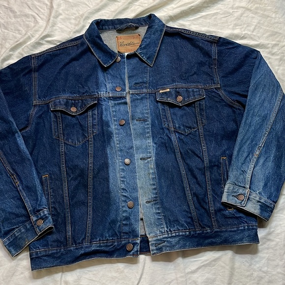 Levi's | Jackets & Coats | Vintage Levis Denim Trucker Jacket Beautiful ...